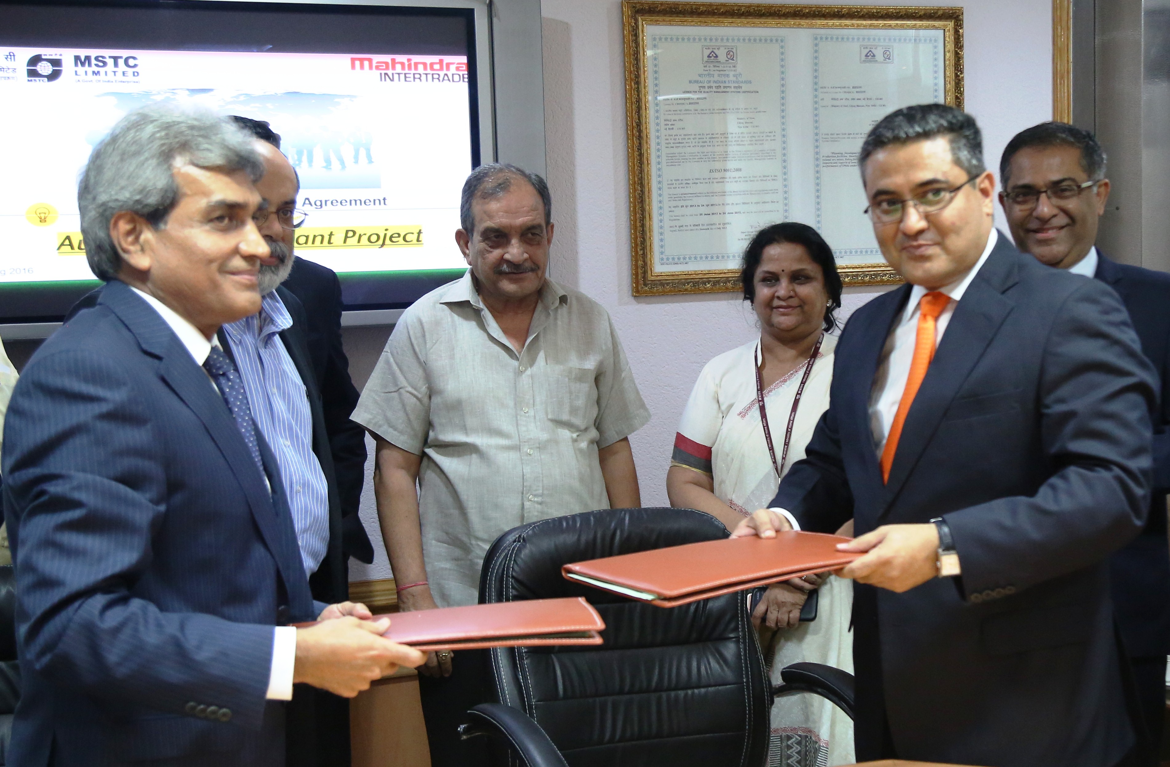 Who We Are | Mahindra Accelo