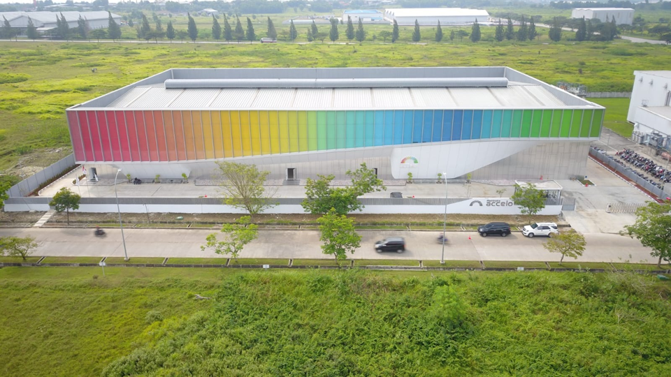 Who We Are | Mahindra Accelo